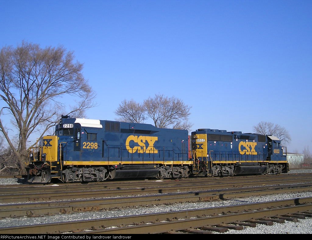CSXT 2298 On CSX Y 201 At New River Yard , Dark Slug